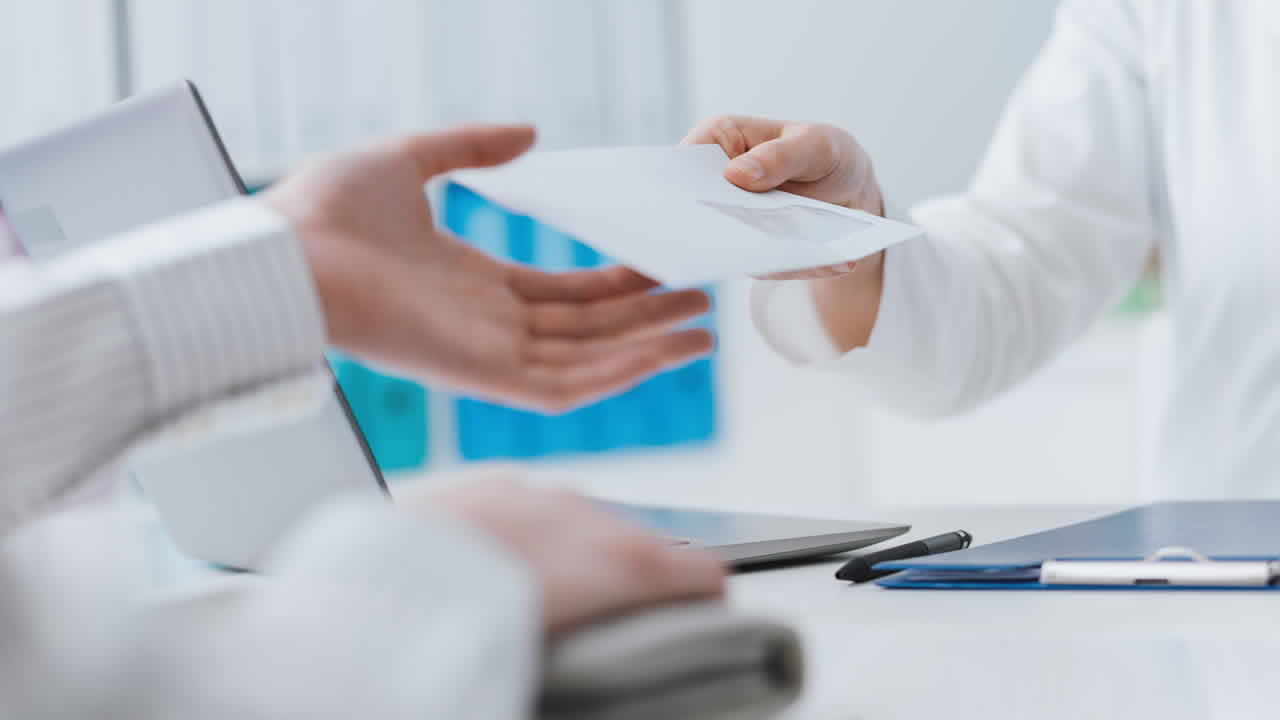 Assurance médicale : informations insuffisantes • Défi Santé
